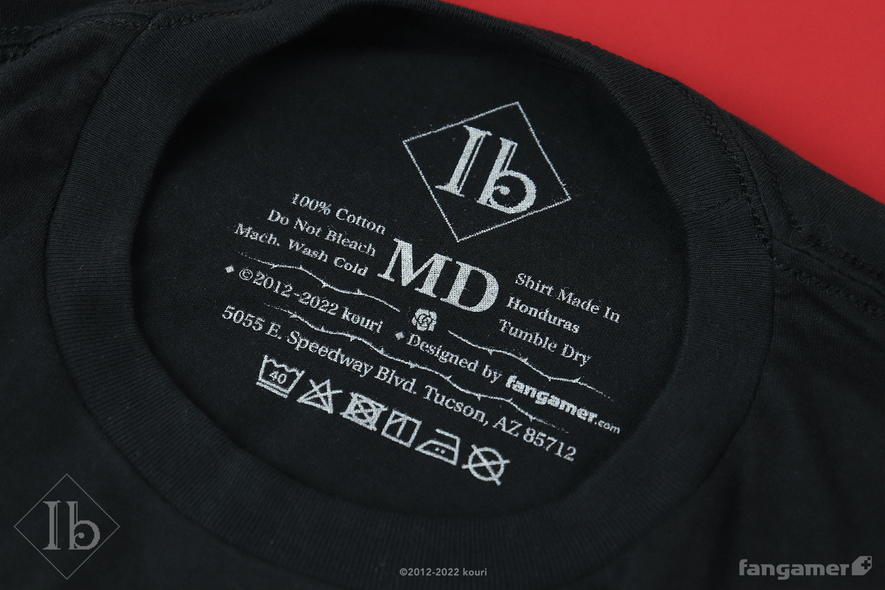 「Ib」－ 絵空事の世界 Tシャツ - Fangamer Japan